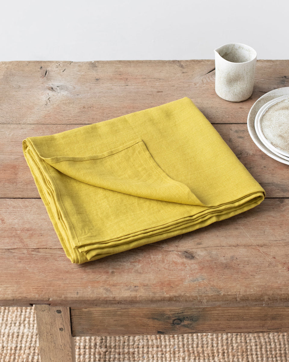 Moss yellow linen tablecloth – Mill Creek Market